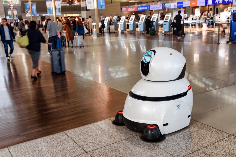 Hospitality robots: Meeting summer demands through automation | HowToRobot