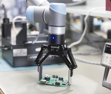 Robotiq 2F-140 Gripper | HowToRobot