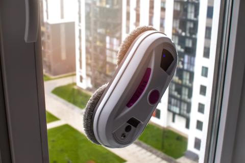 Window cleaning robots: Delivering cost and safety benefits when ...