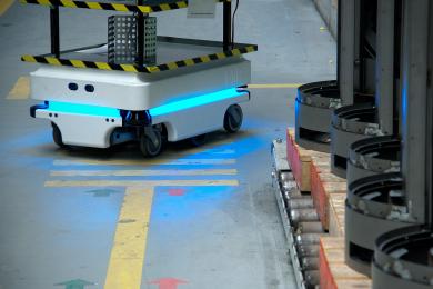 MiR100 Mobile Robot | HowToRobot